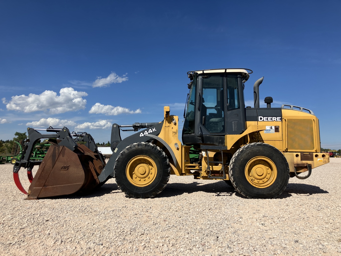 Lot 4707 - '10 DEERE 444K WHEEL LOADER w/HD GRAPPLE. ONSITE-BELLE FOURCHE, SD: American Ag Video ...